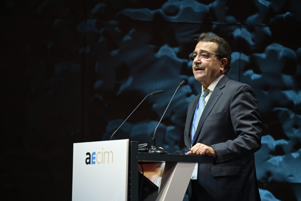 Luis Collado, nuevo presidente de AECIM